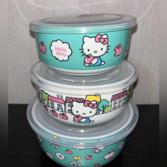Hello Kitty | Other | Hello Kitty Tupperware Set | Poshmark